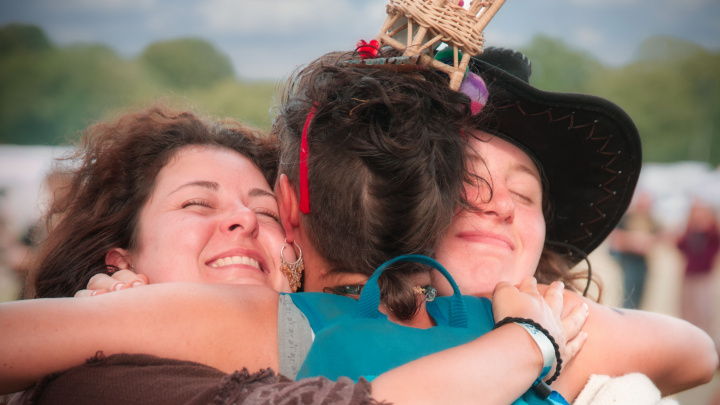 Buddhafield Festival 2024 Hugs without drugs! | Buddhafield | The ...