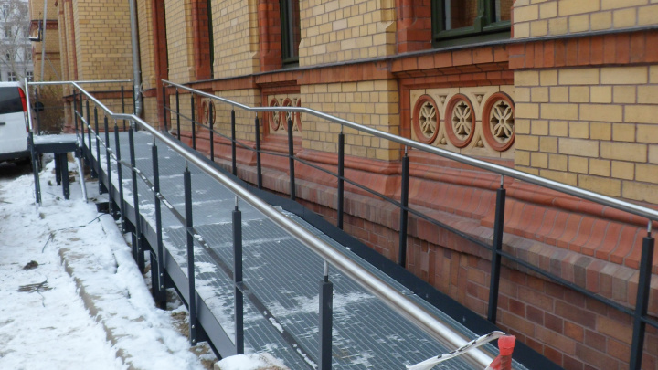 Buddhistisches Tor Berlin | The Buddhist Centre